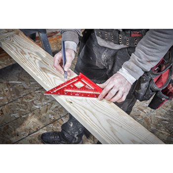 Rafter Square | Milwaukee Tools Europe